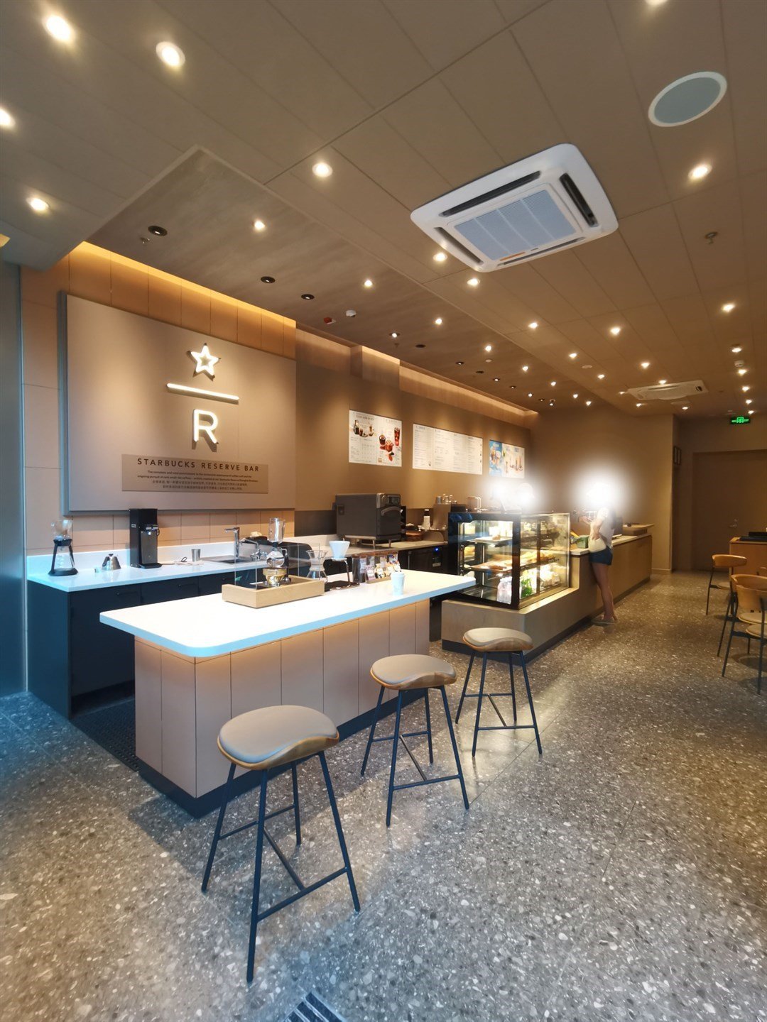 Wagas (深圳湾睿印RAIL IN)的相片 - 深圳白石洲 | OpenRice 大湾区开饭喇